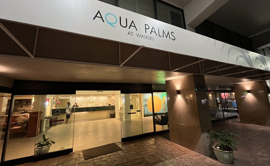 Aqua Palms Waikiki Airport Shuttle