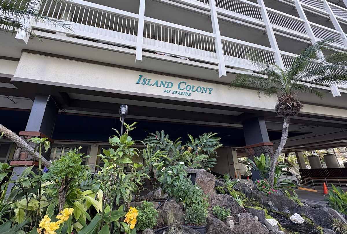 Island Colony Waikiki Airport Shuttle | Lowest Flat Rate